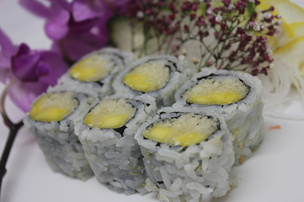 Crispy Mango Roll – Hockey Sushi Kanata,Nepean ON